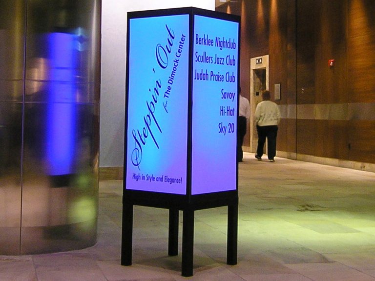 Lightup branded table centerpieces gallery - Illuminaria