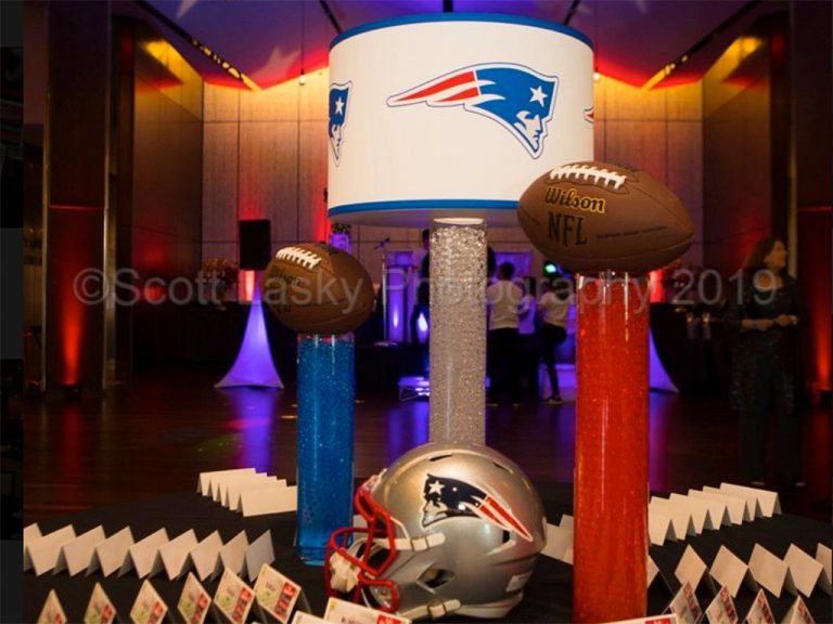 Lightup branded table centerpieces gallery - Illuminaria