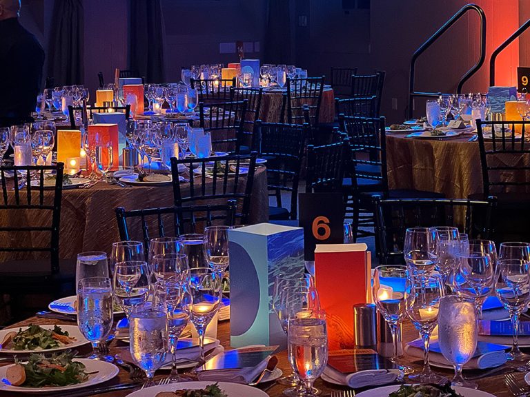 Lightup branded table centerpieces gallery - Illuminaria